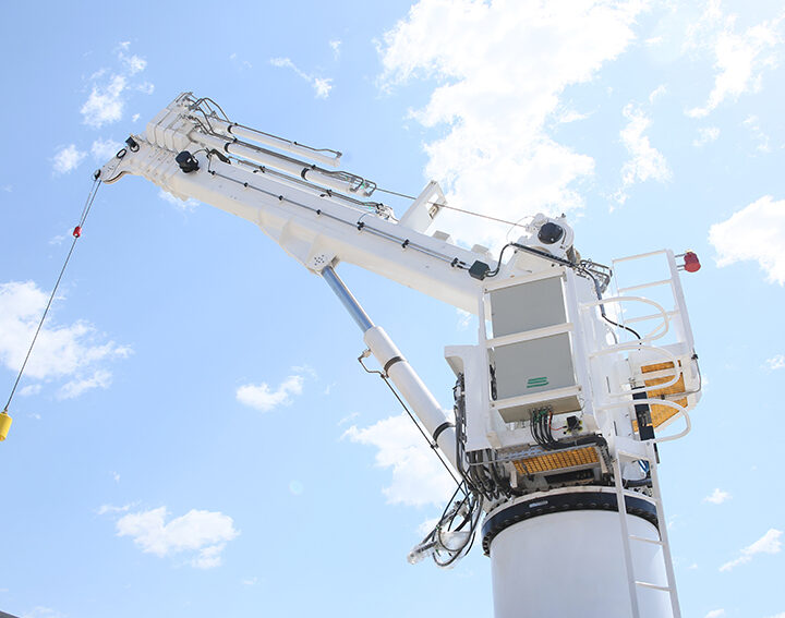 FENDER DAVIT 护舷吊架 – 天津津岛船务有限公司